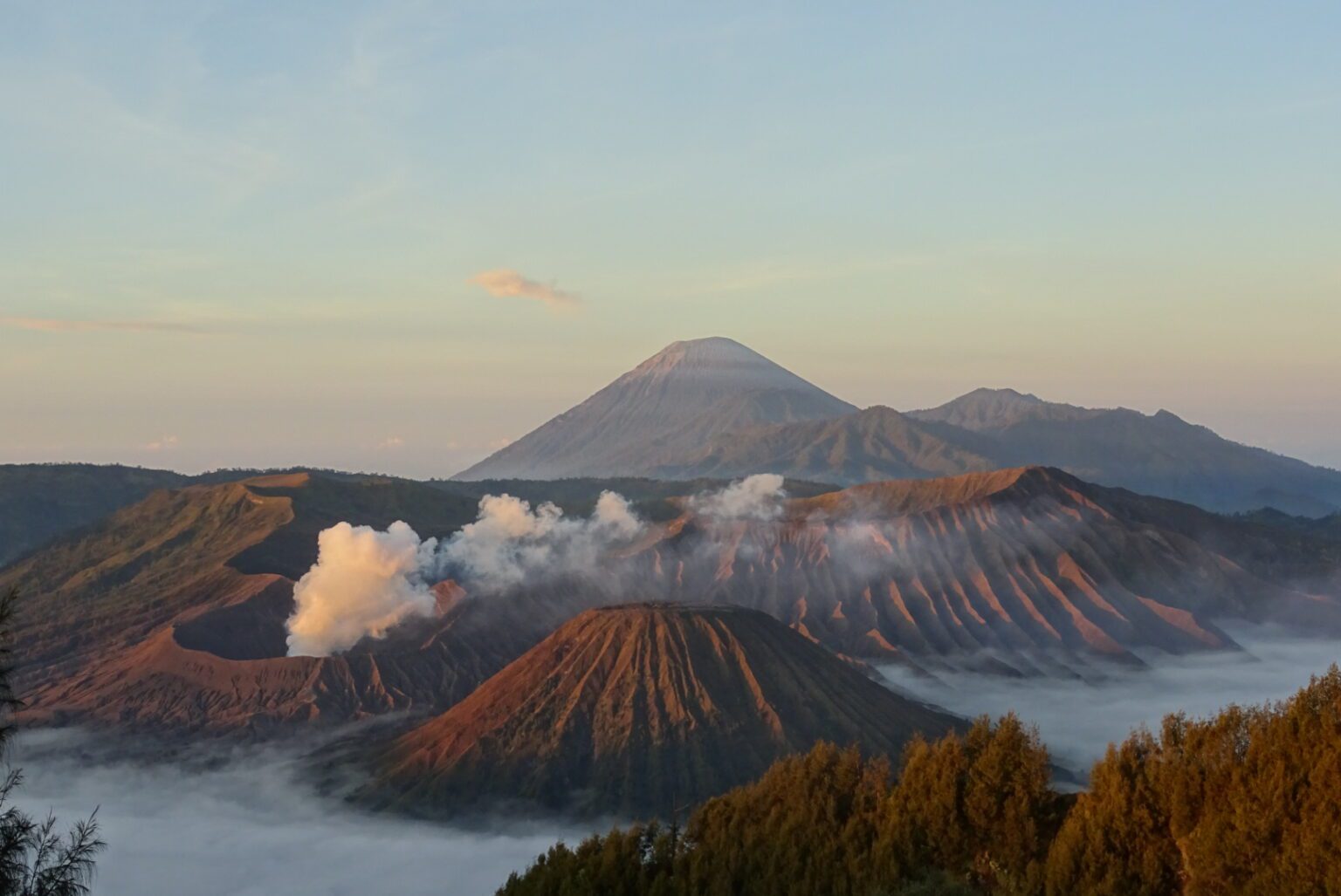 Bromo en Ijen vulkaan beklimmen op Java; twee vliegen in één klap - The ...